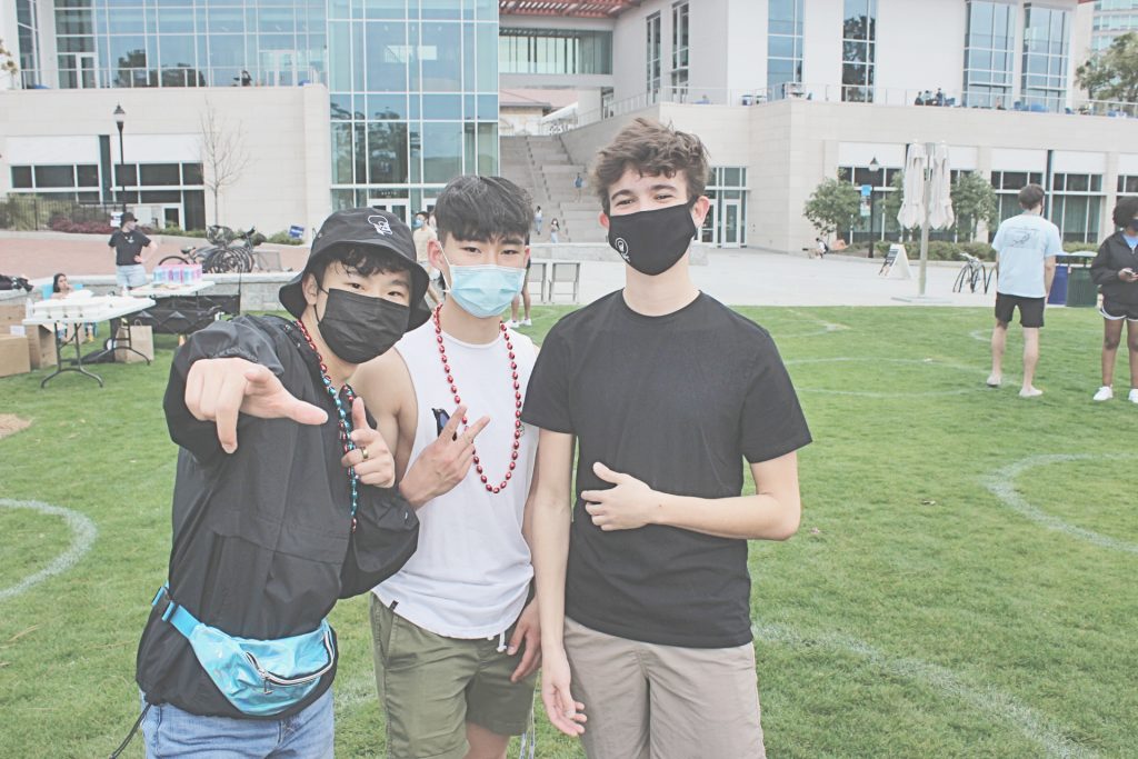 Atlanta Emory University Photo Booth - SPC Dooley's Week - Robot Booth ...