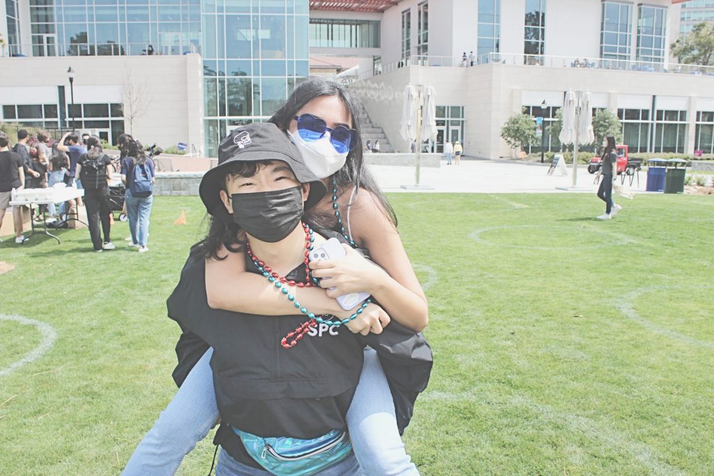 Atlanta Emory University Photo Booth - SPC Dooley's Week - Robot Booth ...