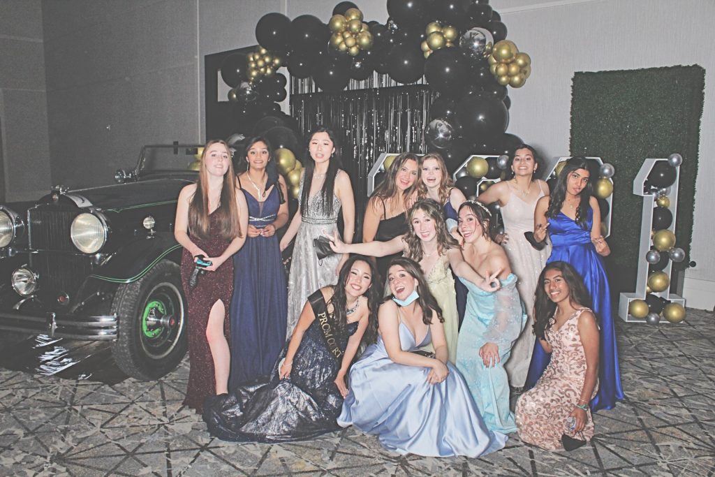 Atlanta The Hotel at Avalon Photo Booth - SFHS Prom 2021 - Robot Booth ...