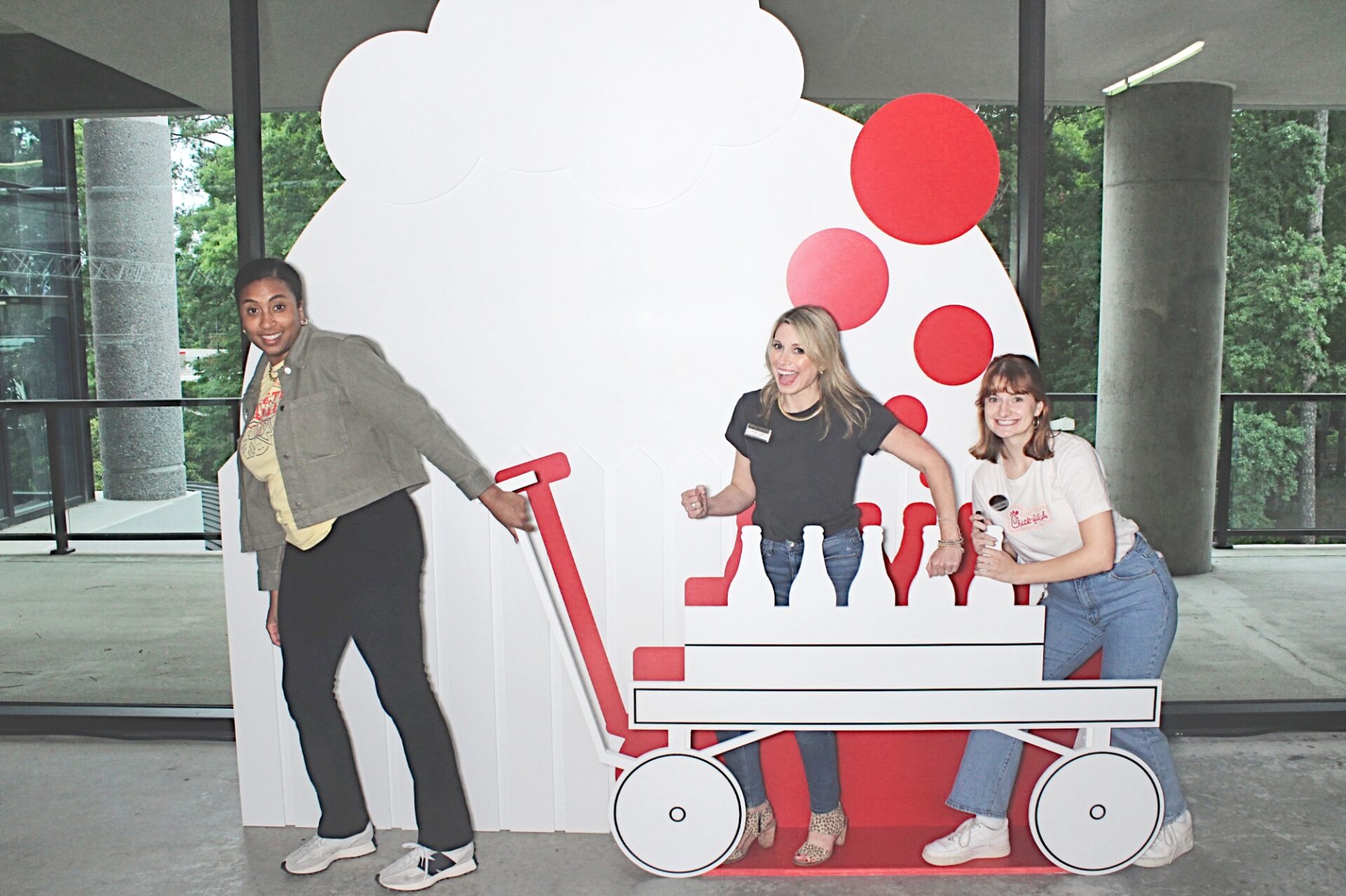 Atlanta Chick-fil-a Headquarters Support Center Photo Booth - Robot ...